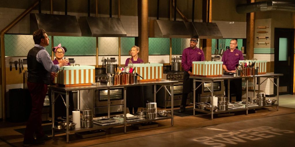 10 Food Shows To Watch Streaming If You're Trying To Cook More ...