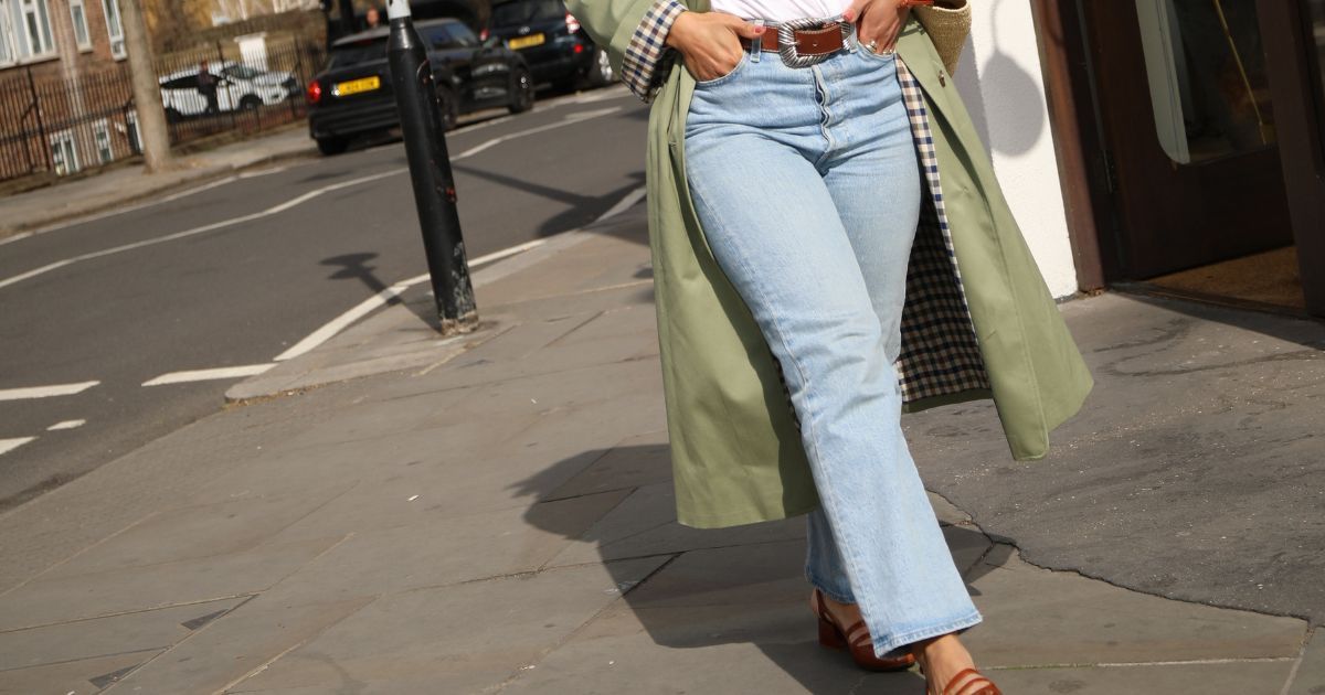 The Best Cropped Jeans for Petite Women, According to an Editor | Who ...