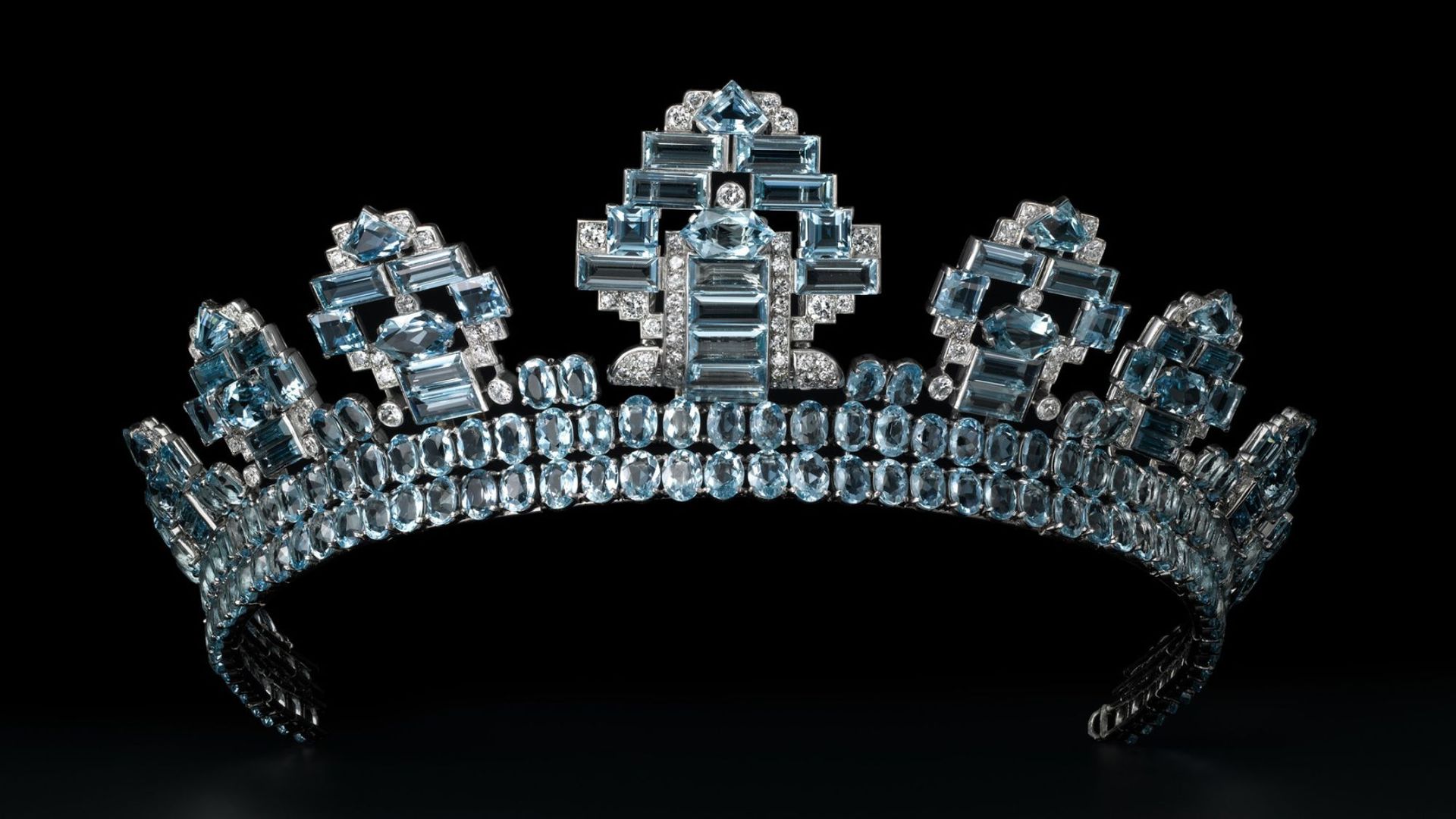 What You Should Know About V&A’s Cartier Exhibition | Marie Claire UK