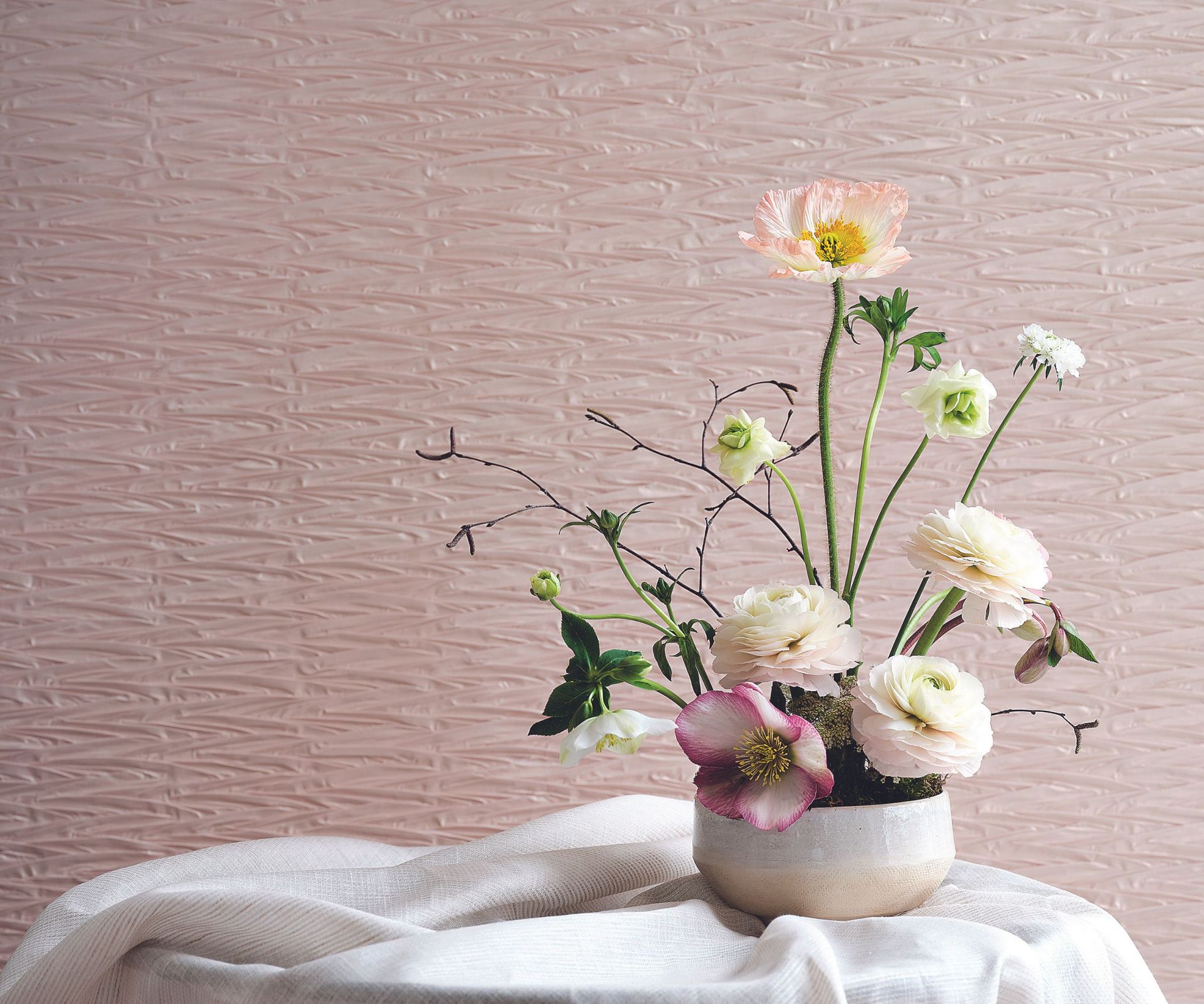 What is ikebana? A florist explains, and shows how to do it | Homes and ...