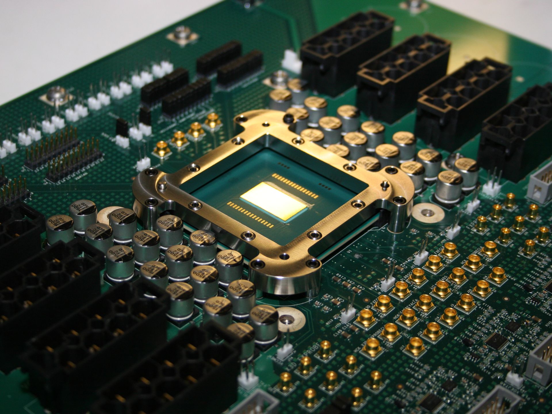 Intel 80-core processor makes its debut | TechRadar