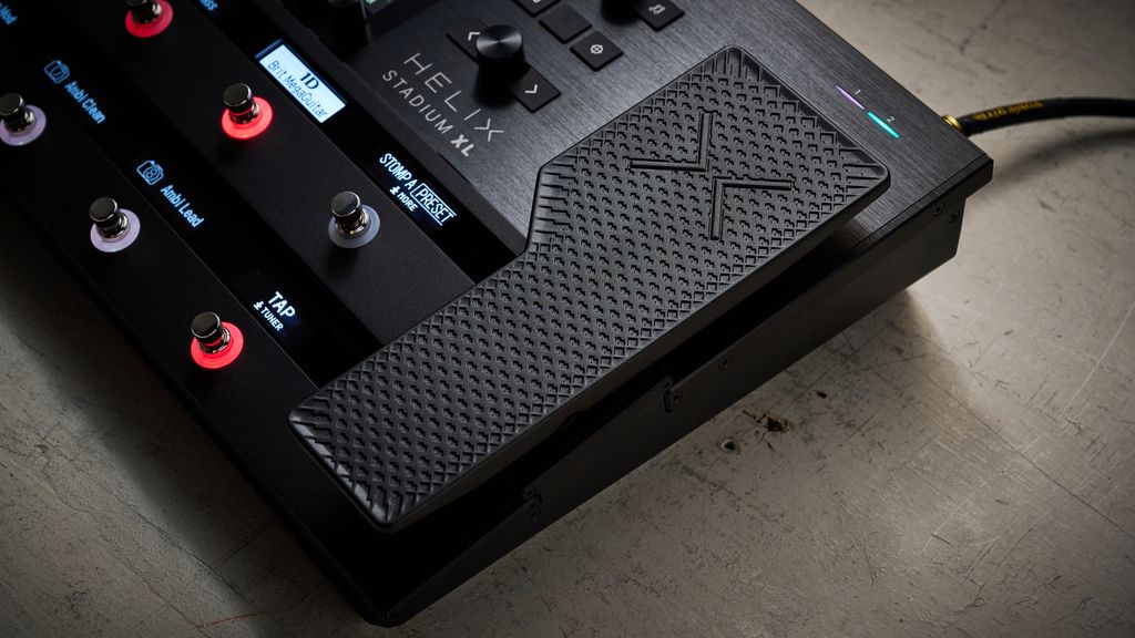 Line 6 Helix Stadium XL Floor review – next-gen pro modeler | Guitar World