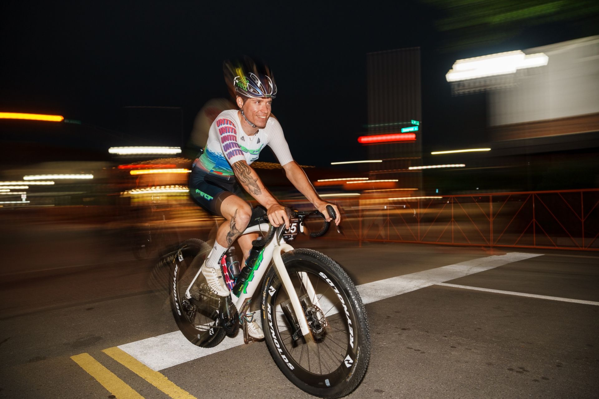 'You shouldn’t be riding 40mm tyres in a gravel race' — Dylan Johnson ...