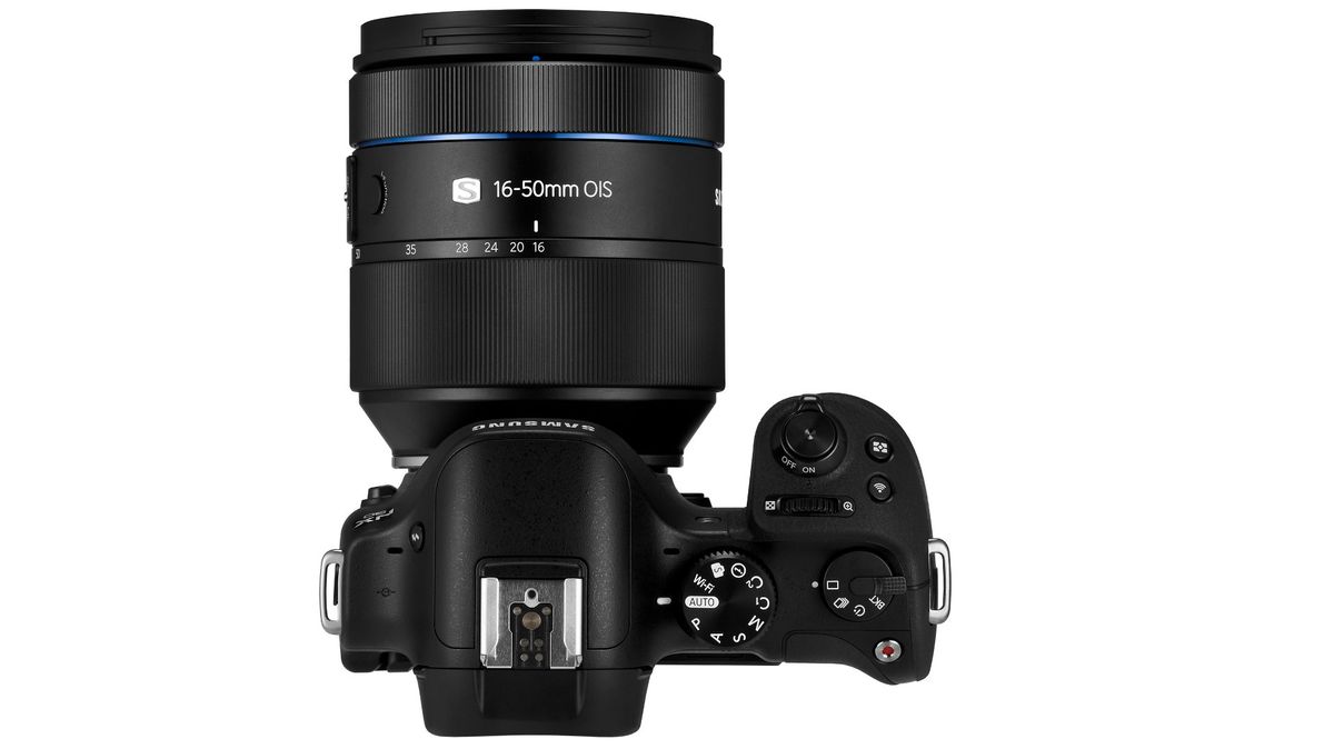 Samsung NX30 review | TechRadar