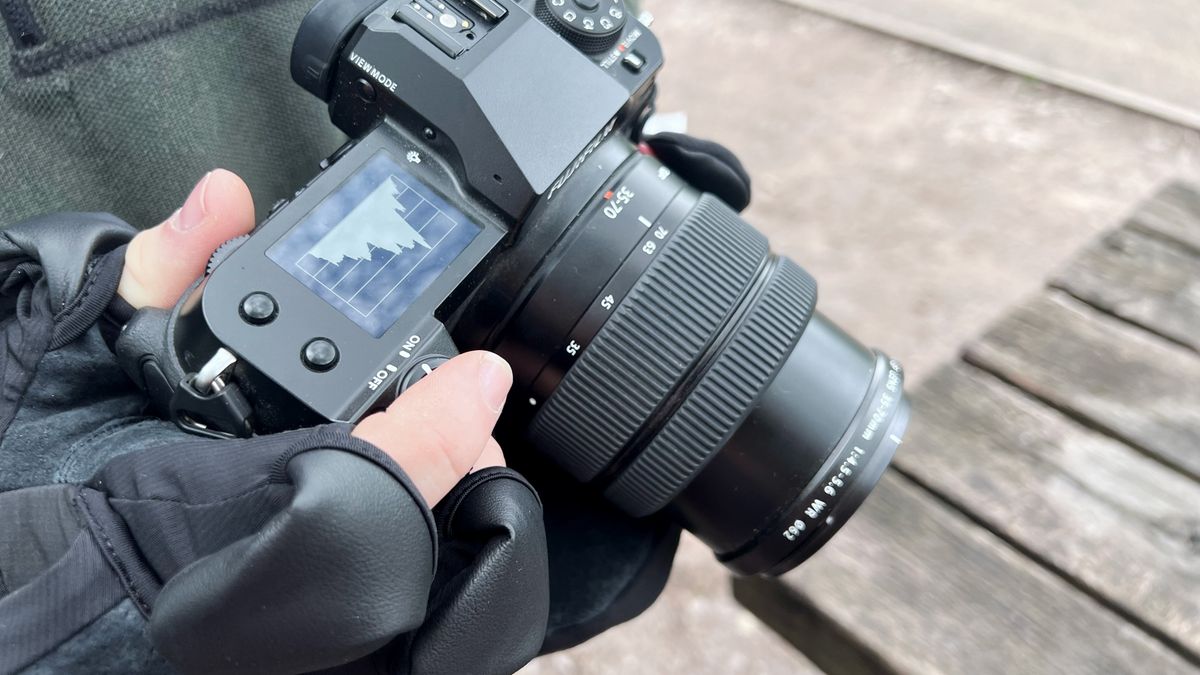PGYTech Photography Gloves (Master) review: Ideal for shooting in the ...