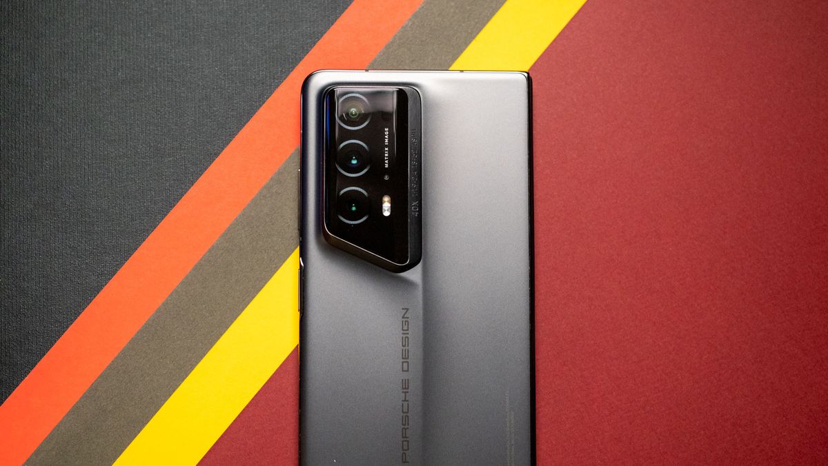 Porsche Design Honor Magic V2 RSR review: The ultra-thin foldable gets ...