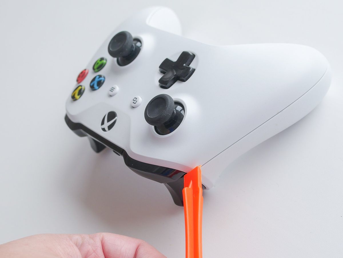 How to replace Xbox One controller thumbsticks | Windows Central