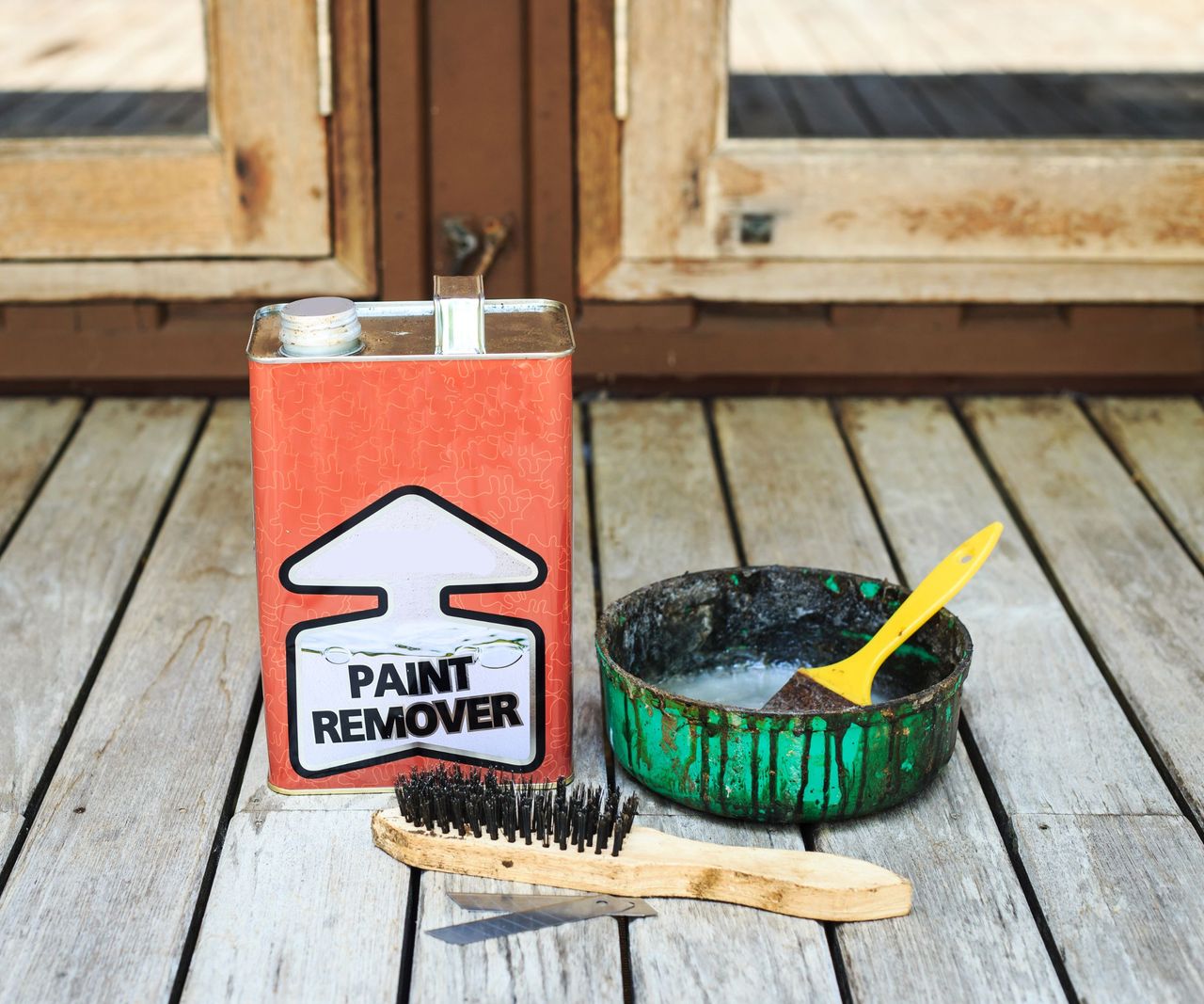 How to strip paint from wood: to refresh the surface | Homes and Gardens