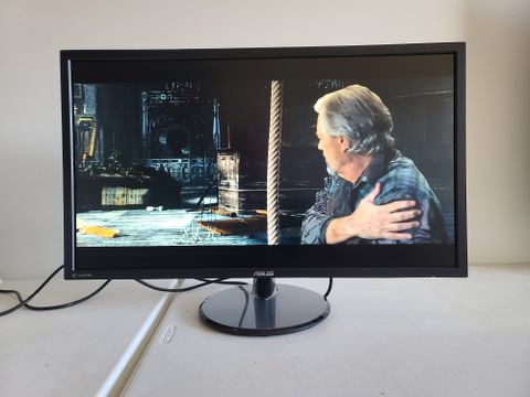 Asus VP28UQG Monitor Review: 4K Gaming Savings | Tom's Hardware