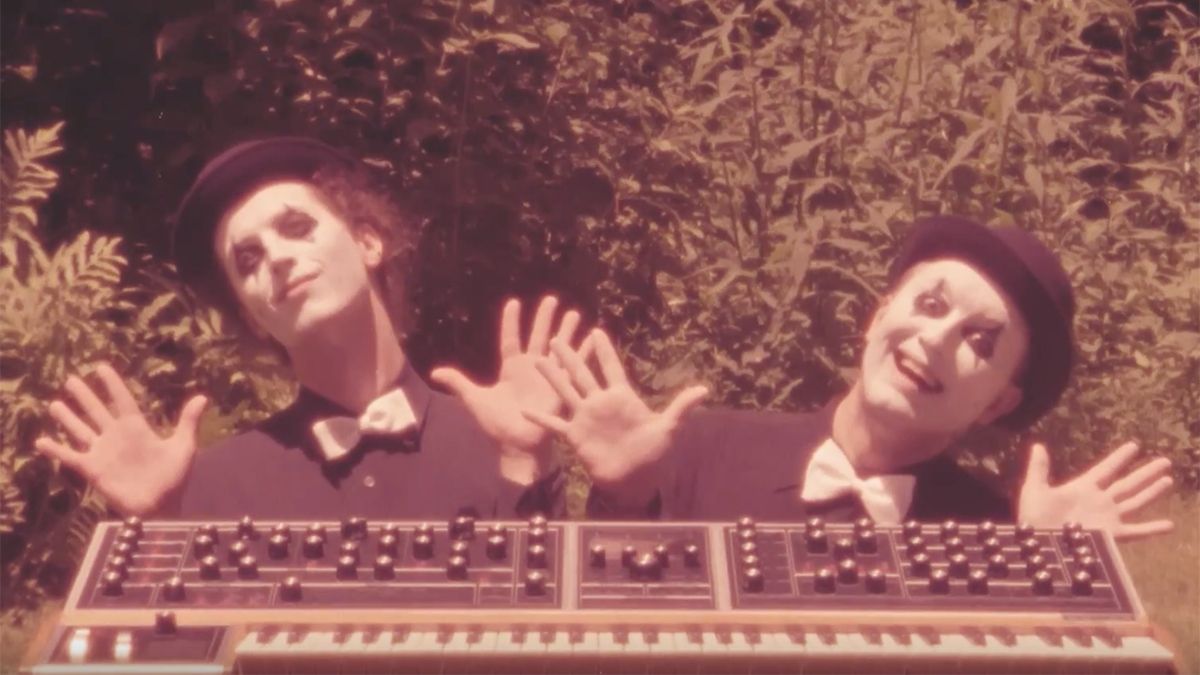 The first video of the Moog One polysynth is about as mind-bending as ...