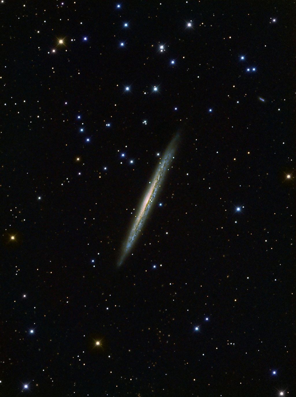 Ouch! Galaxy Cuts Like a Knife in Stunning Image | Space