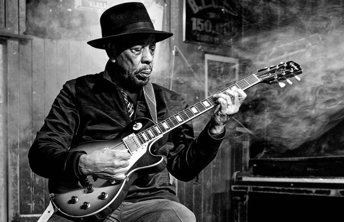 John Primer: "When I played with Muddy Waters, he set my amp tone up ...