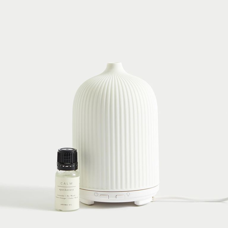 What is a 'fragrance ritual' and how can you use one in your home ...