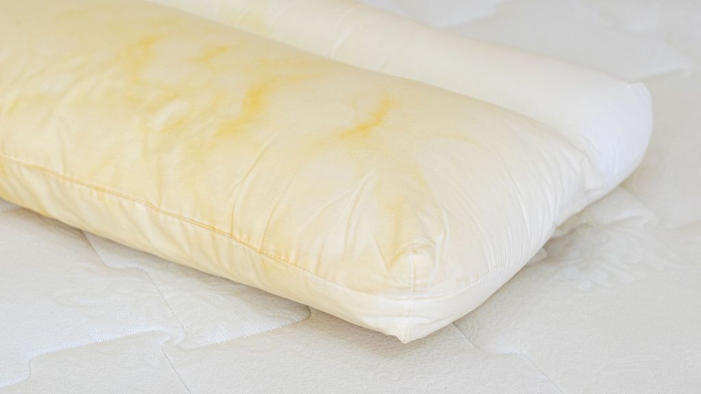 How to wash a pillow | Tom's Guide