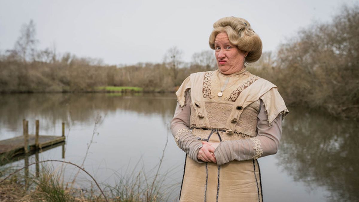 'Lucky cow!' Ghosts UK translation help for Americans! | What to Watch