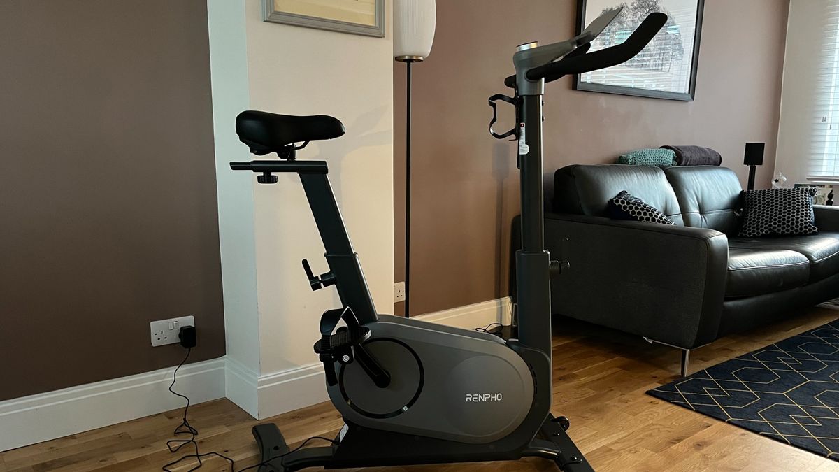 Renpho AI Smart Exercise Bike Review | Coach