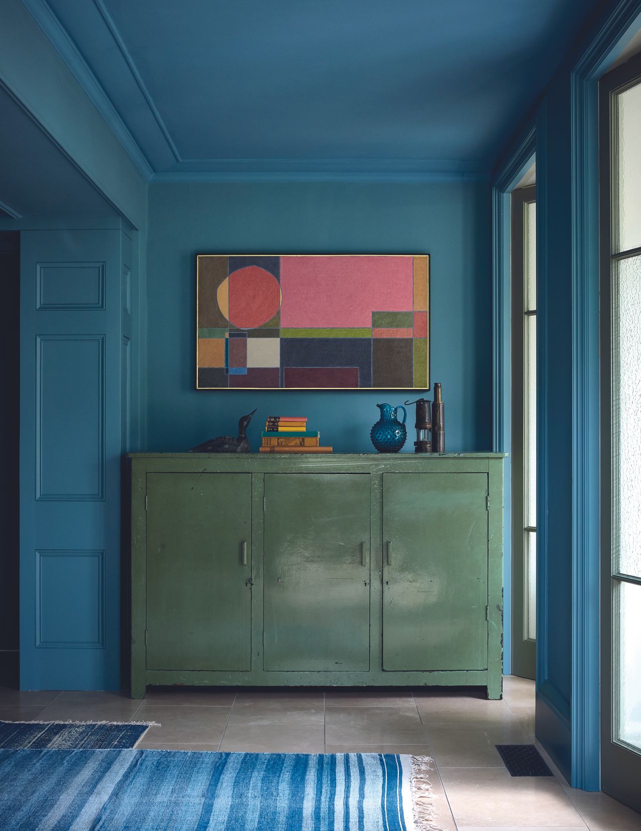 Colors that go with blue – best combos for all shades | Livingetc
