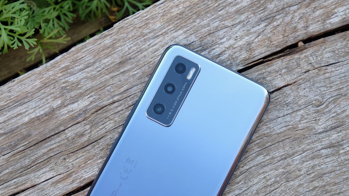 Vivo Y70 review | TechRadar