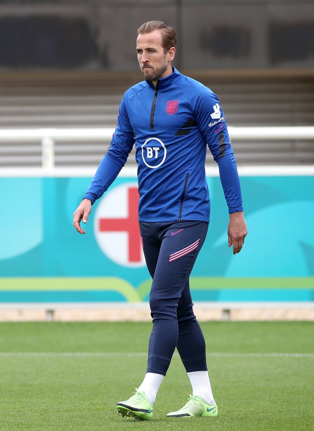 Harry Kane focuses on England amid increasing speculation about his ...