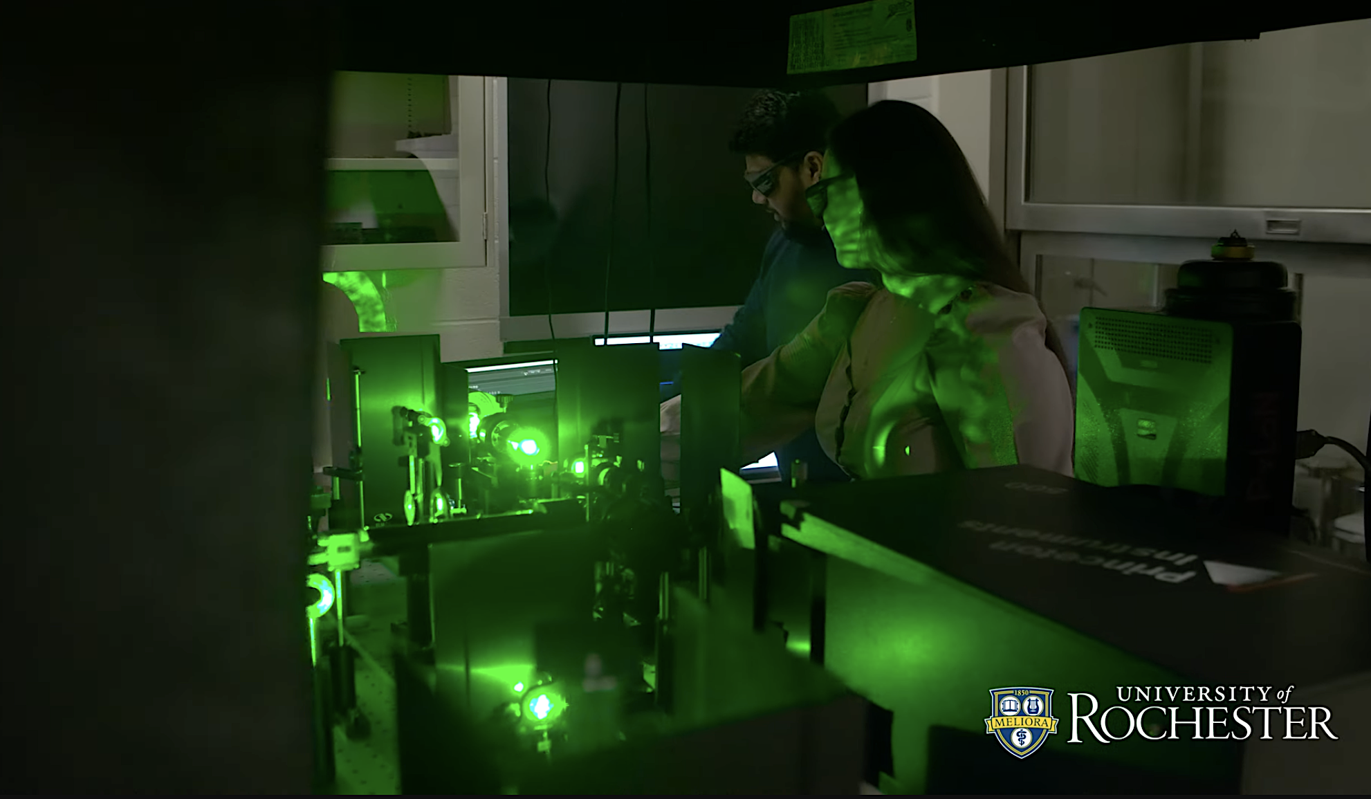 U.S. scientists unveil 'reddmatter' superconductor breakthrough that could revolutionize energy ...