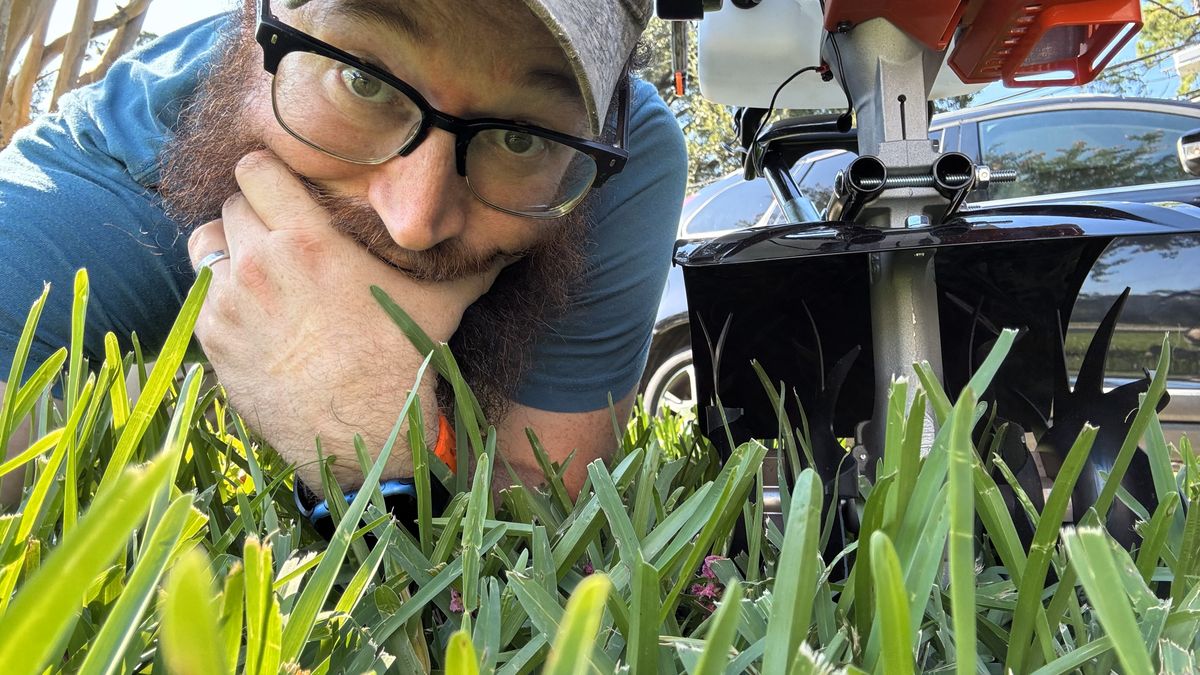 Echo TC-210 9 in. 21.2 cc Gas Tiller review | Top Ten Reviews