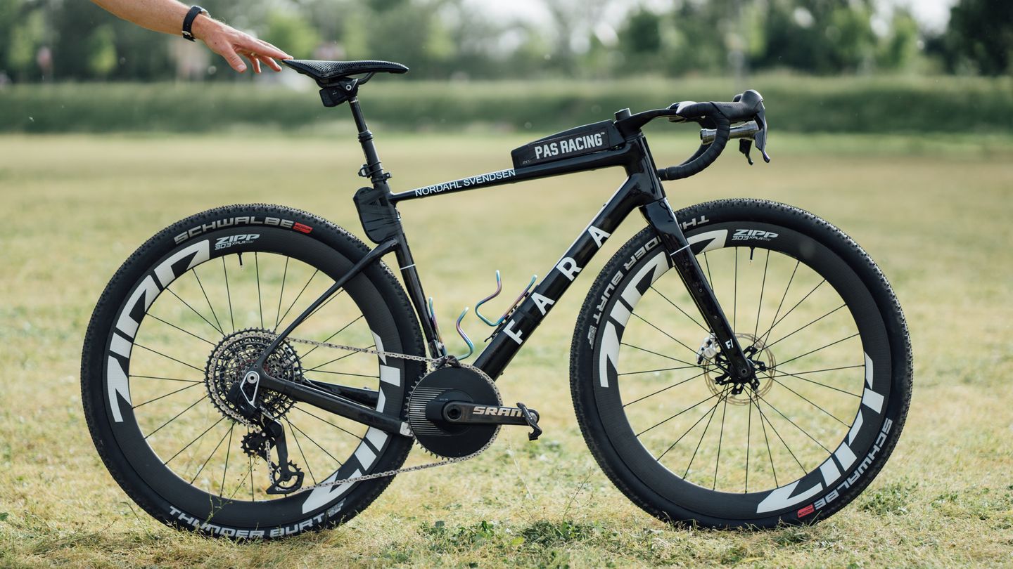 The Traka mega tech gallery: Mountain bike tech, custom bikes, and ...