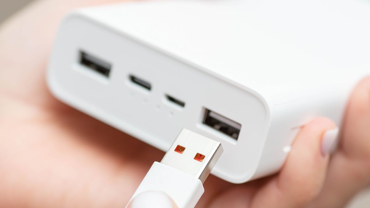 How to charge solar lights without sun — 5 clever tips | Tom's Guide