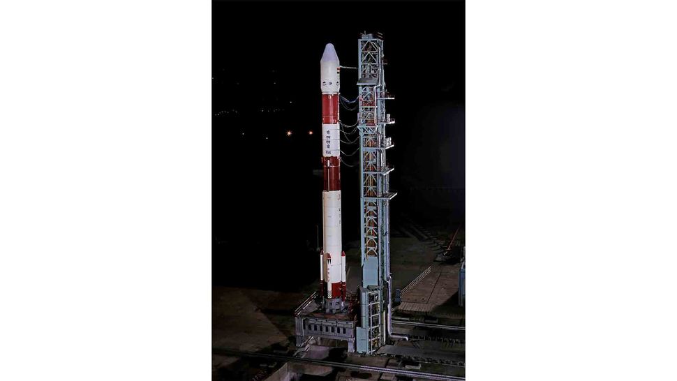 In Photos: India Launches the RISAT-2B Earth-Imaging Satellite | Space