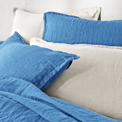 The 40% off linen bedding owners can't stop raving about | Ideal Home
