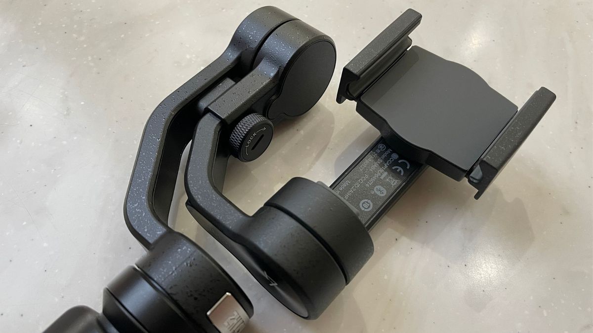 Zhiyun Smooth 4 review | Digital Camera World