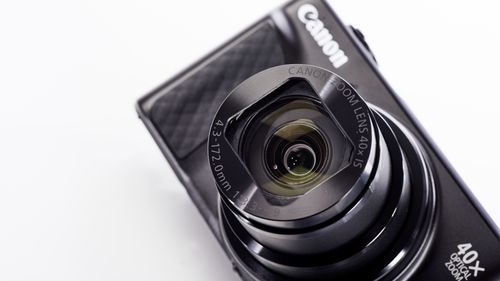 This retro compact camera has less than 2MP, but it’s already sold out ...