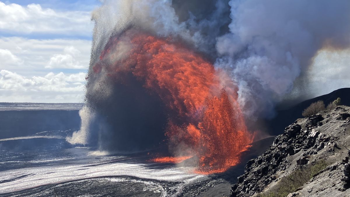 Today's biggest science news: Kilauea lava fountains | Northern Lights ...