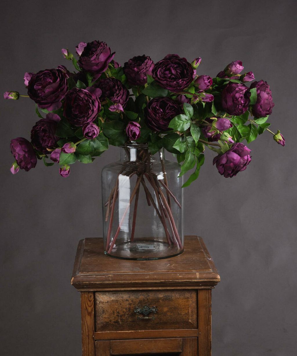 Peony styling tips – florists share their styling secrets | Livingetc