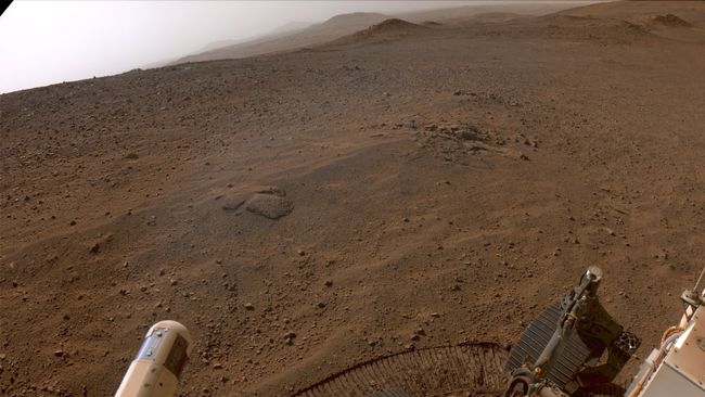 NASA's Mars rover Perseverance reaches rim of its Jezero Crater home ...