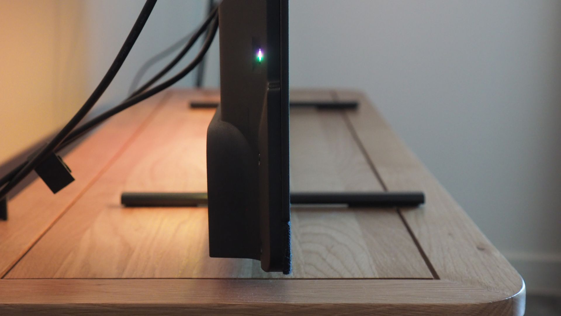 Philips OLED 909 review: sounds like a dream – and looks like one too | T3