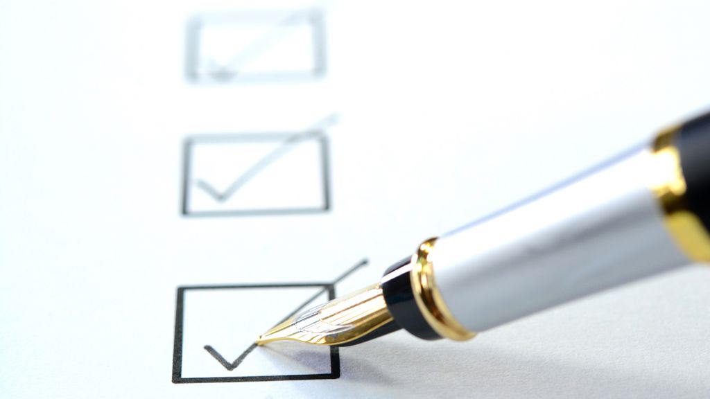 What to Do When Someone Dies: A Checklist | Kiplinger