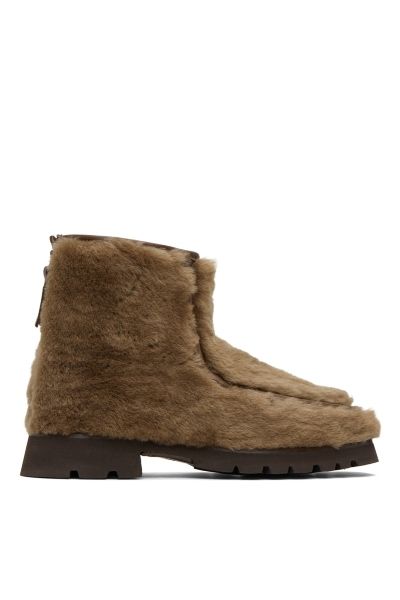 The 7 Winter 2023-2024 Shoe Trends You'll See Everywhere | Marie Claire