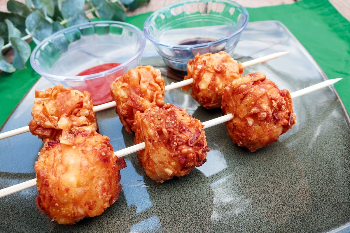 I tried all 100 recipes in the World of Warcraft cookbook and it made ...