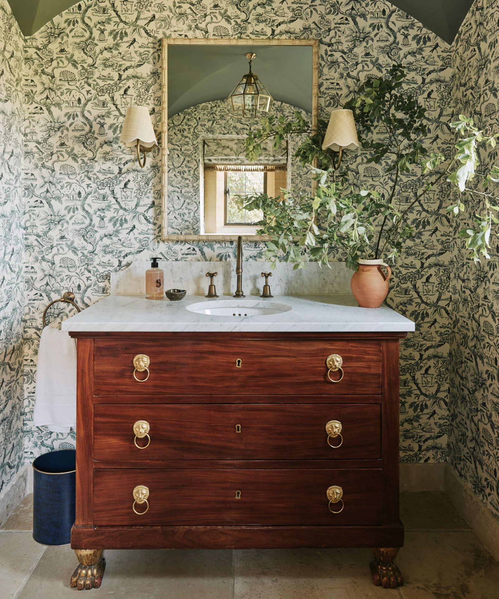 6 spring trends to get to know in 2025 | Homes and Gardens