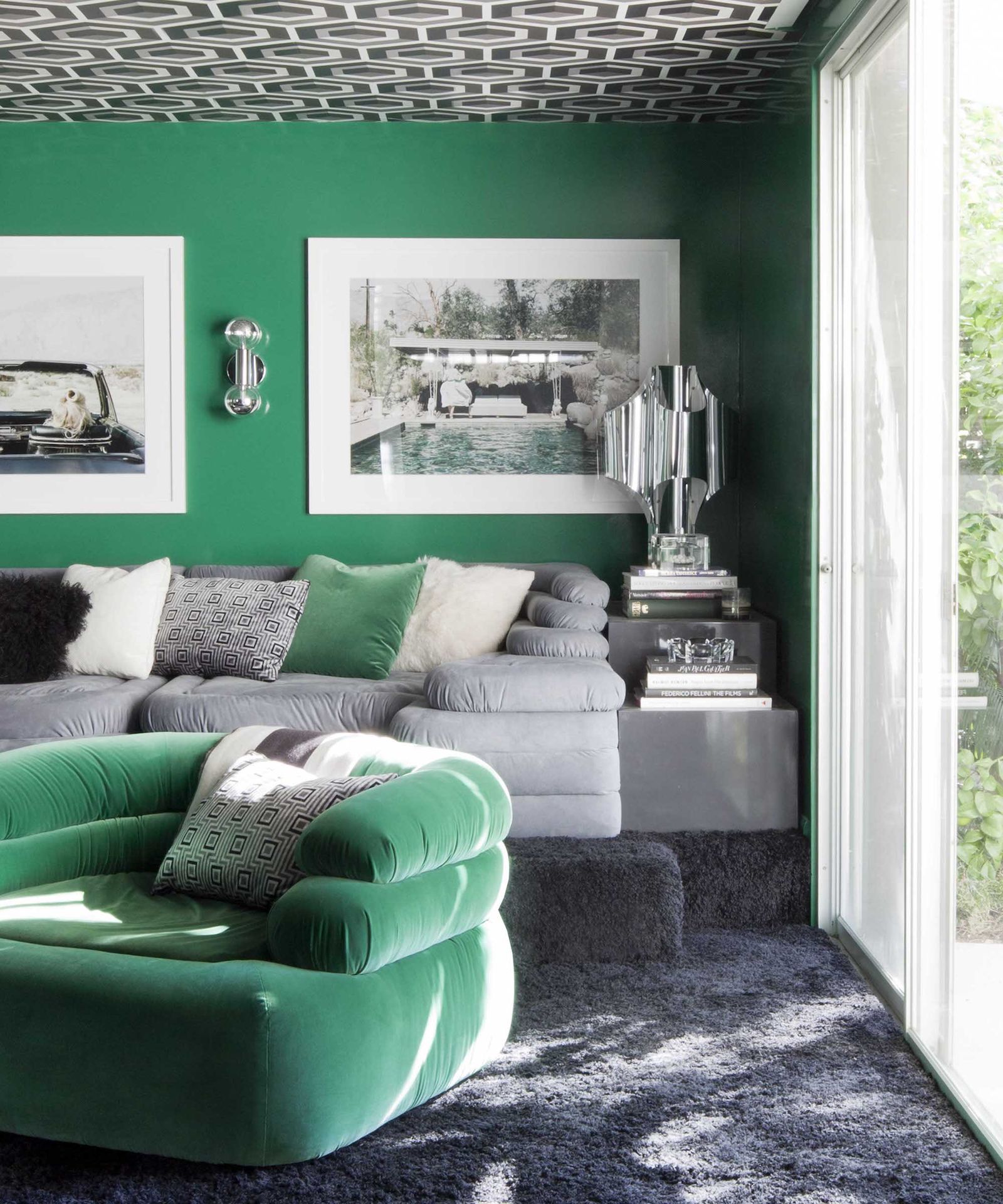 What colors create a mid-century modern color scheme? | Homes and Gardens