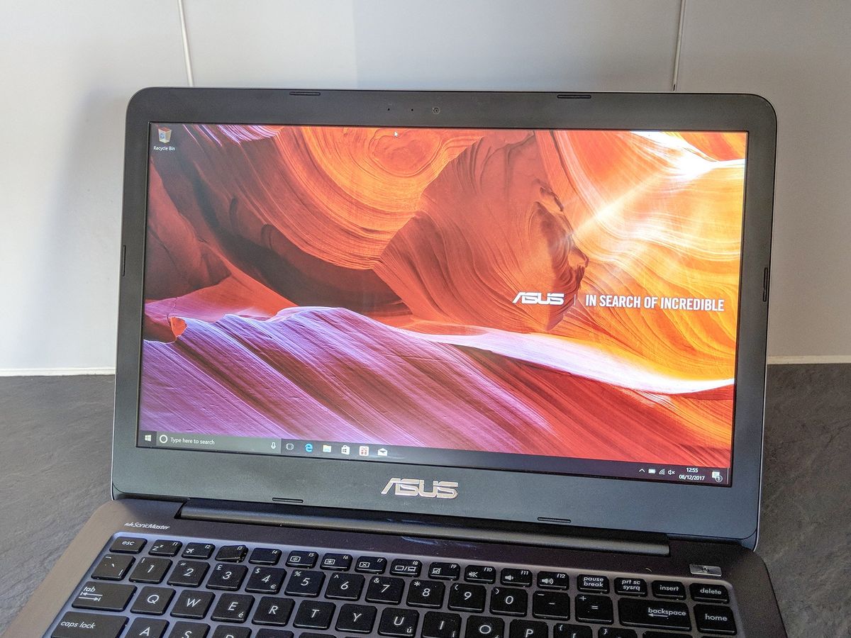 ASUS VivoBook L403 review: A stylish laptop for students with terrific ...