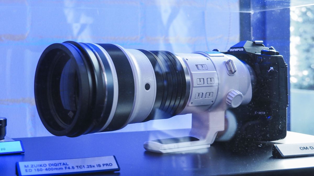 Olympus Is Developing A 150 400mm F 4 5 Telephoto With A Built in