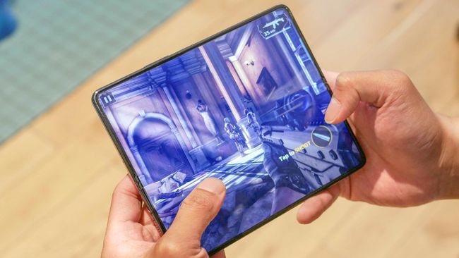 I’ve been testing the Galaxy Z Fold 5 — and it's the ultimate gaming ...