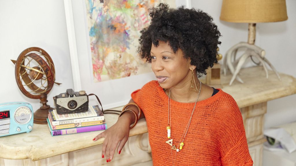 #WellReadBlackGirl Tells What Black Authors to Read | Marie Claire