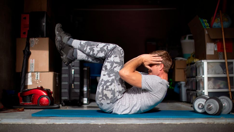 This 15-Minute Abs Workout Will Light Up Your Core With Just One ...