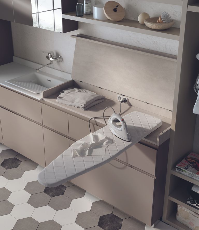 Utility room design - how to have one even in a closet | Livingetc