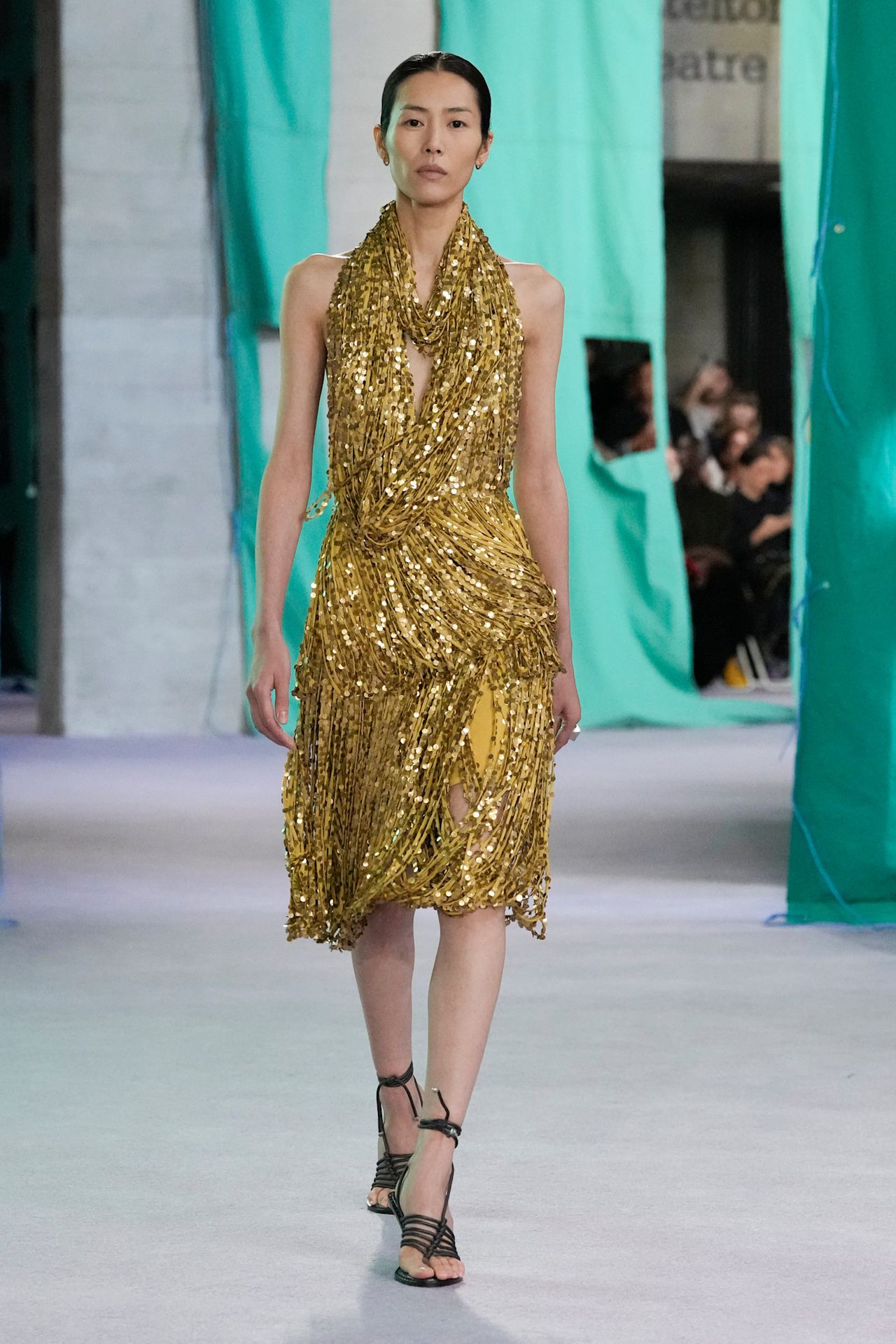 Burberry S/S 25 Runway Show in London Review | Who What Wear