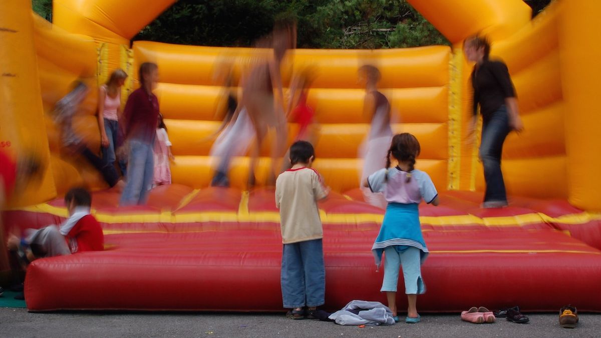 Party games: 7 ways video game characters celebrate their birthday ...