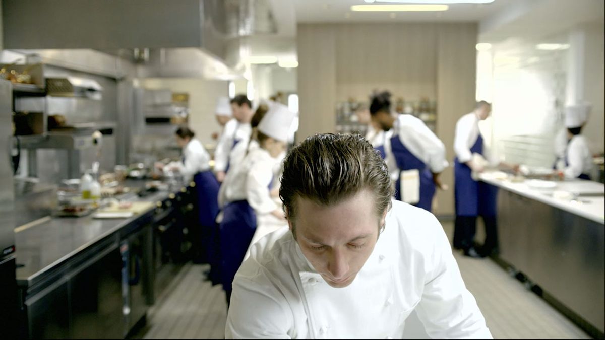 The Bear Renewed For Season 2 At FX, But Why Do Real-Life Chefs Keep ...