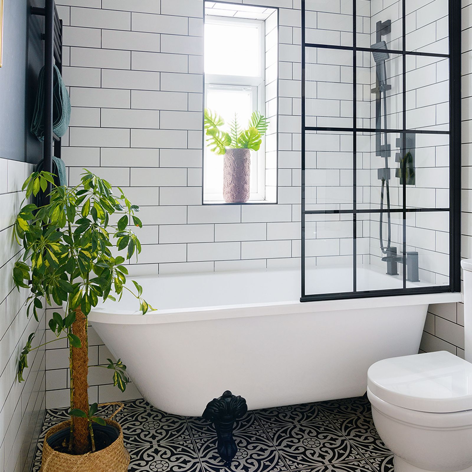 8 Shower bath ideas that show you don't have to compromise | Ideal Home